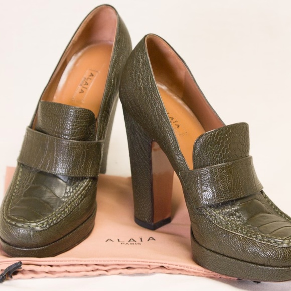 Alaia | Shoes | Alaia Calzature Donnaostrich Platform Loafer Size 5 36 ...